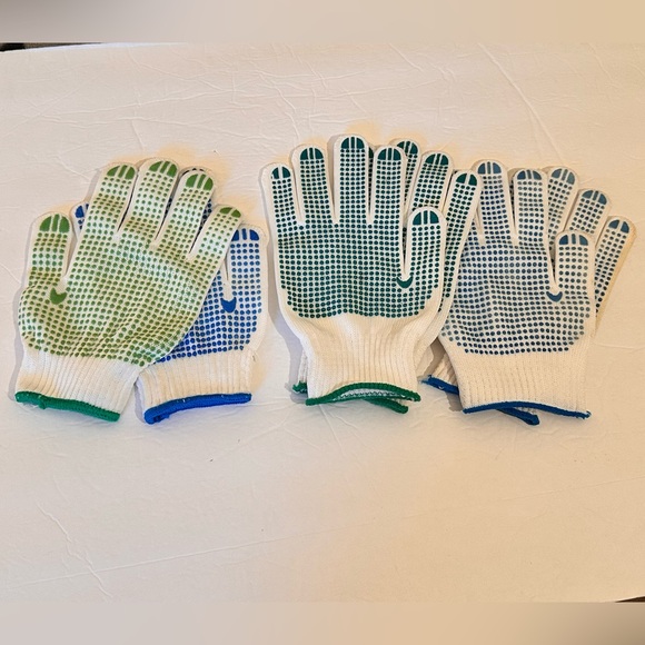 Other | Classic Variety 3pair Of Colored Dotted Garden Gloves | Poshmark